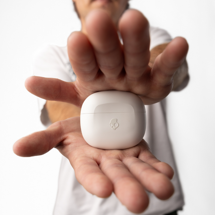 Rail - True Wireless Earbuds | Bluetooth 5.2 | Built-in Microphone ...