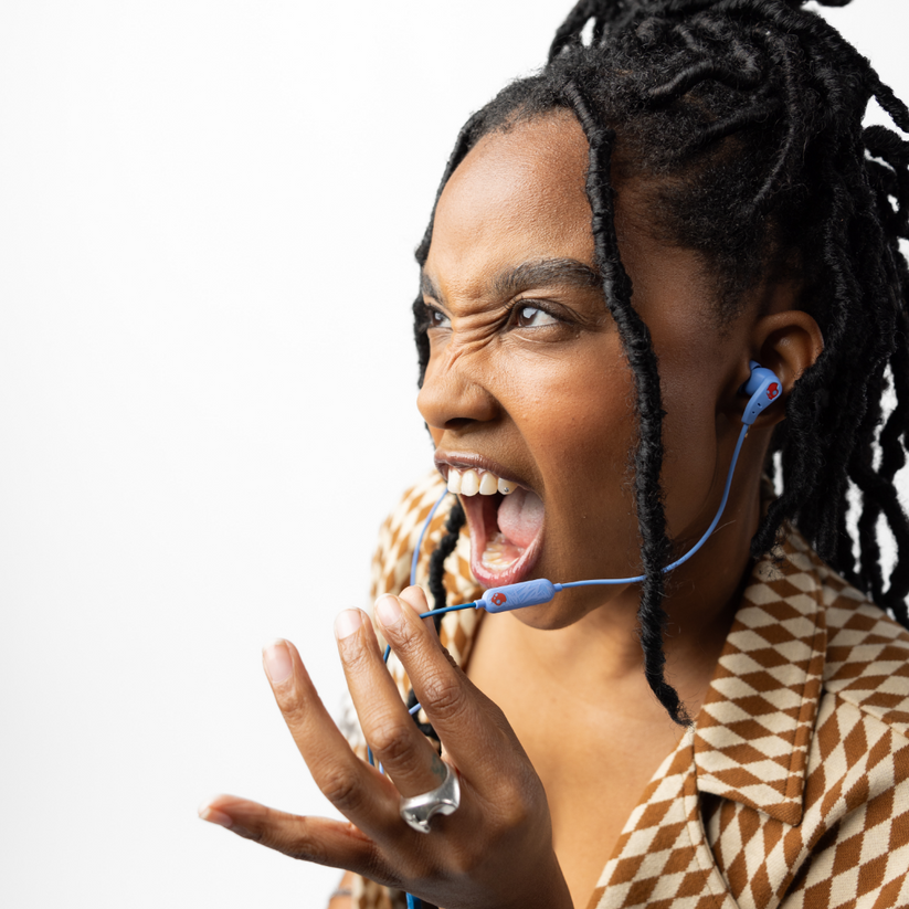 Set - Wired USB-C Earbuds | Built-in Microphone | Sweat & Water Resistant