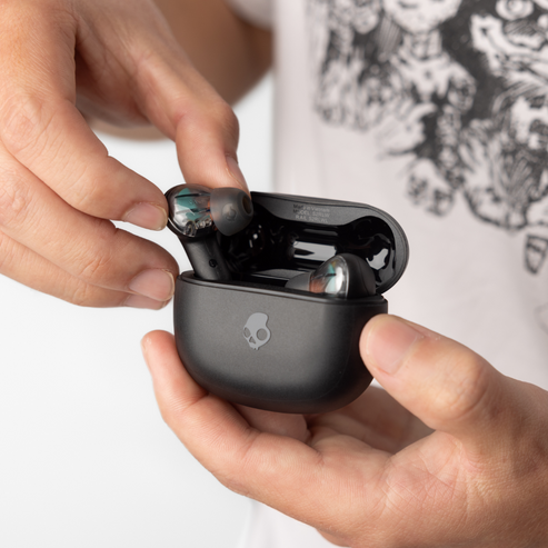 Rail - True Wireless Earbuds | Bluetooth 5.2 | Built-in Microphone ...